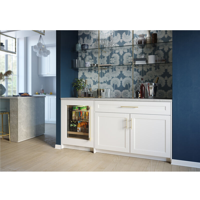 Sub-Zero Designer Series 24 in. 5.5 cu. ft. Built-In Undercounter ...