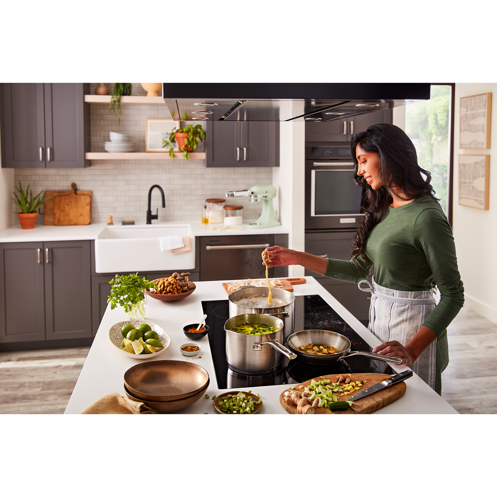 KitchenAid 30 in. 5-Burner Induction Cooktop with Simmer Burner & Power ...