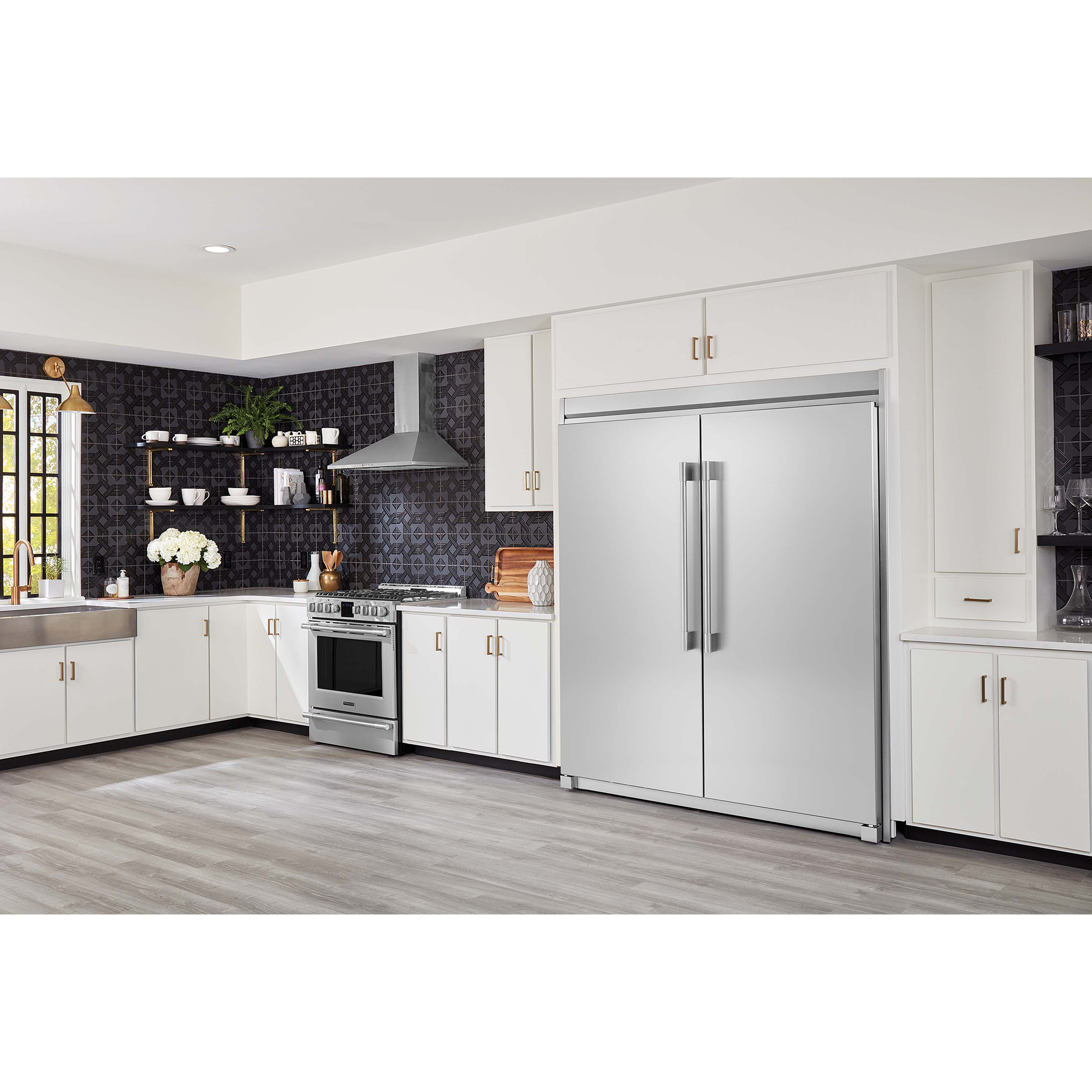 Frigidaire Professional 33 in. 18.9 cu.ft. Counter Depth Freeezerless ...
