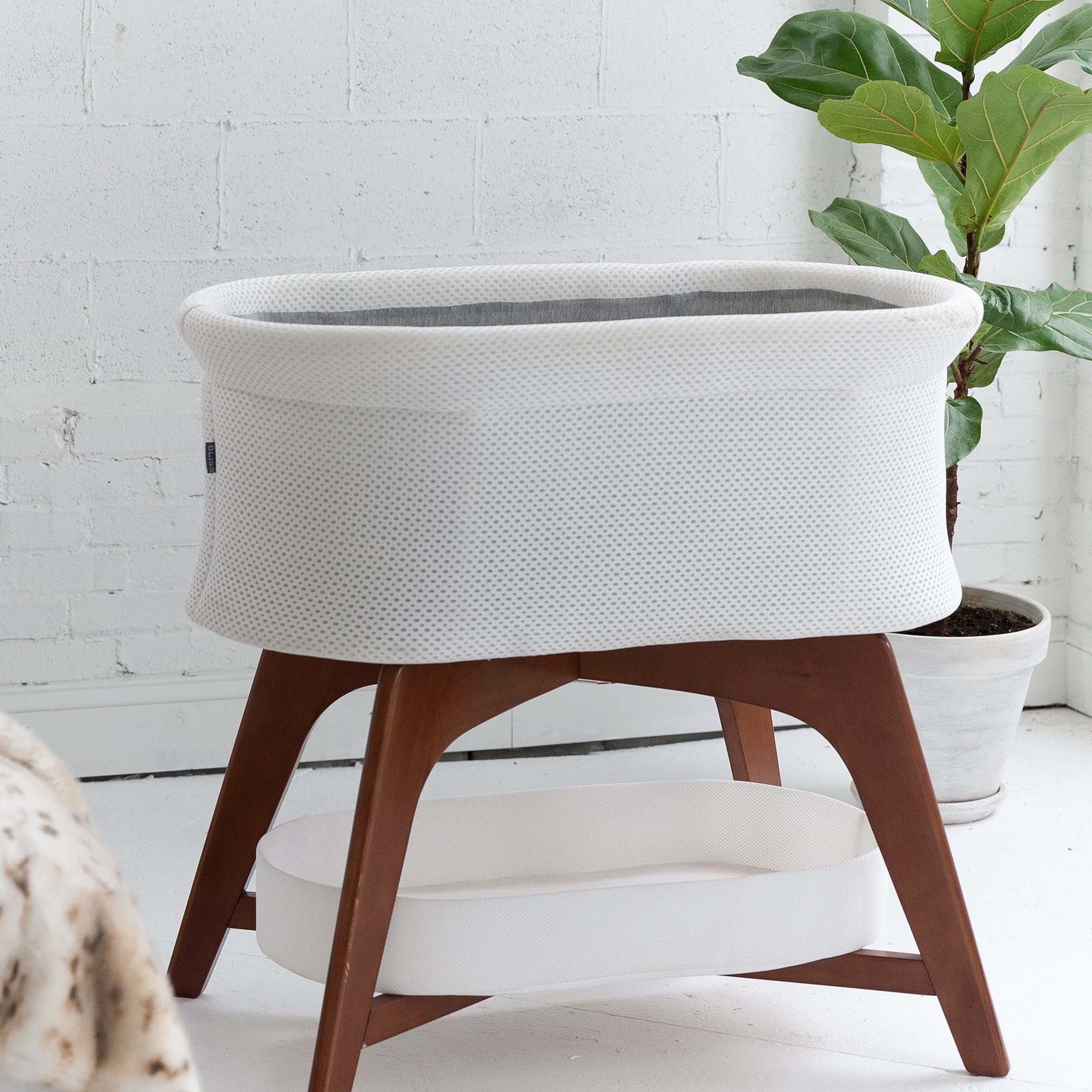 TruBliss Evi Smart Bassinet - White | P.C. Richard & Son