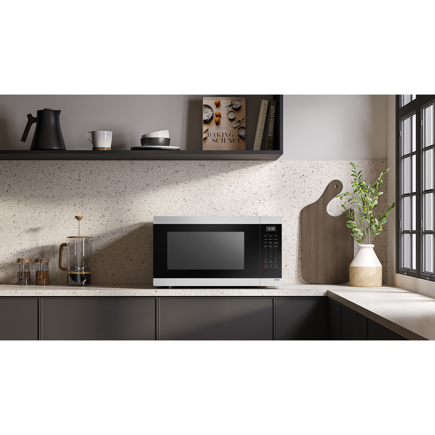 Samsung 24 in. 1.9 cu. ft. 900W Countertop Microwave with Sensor ...