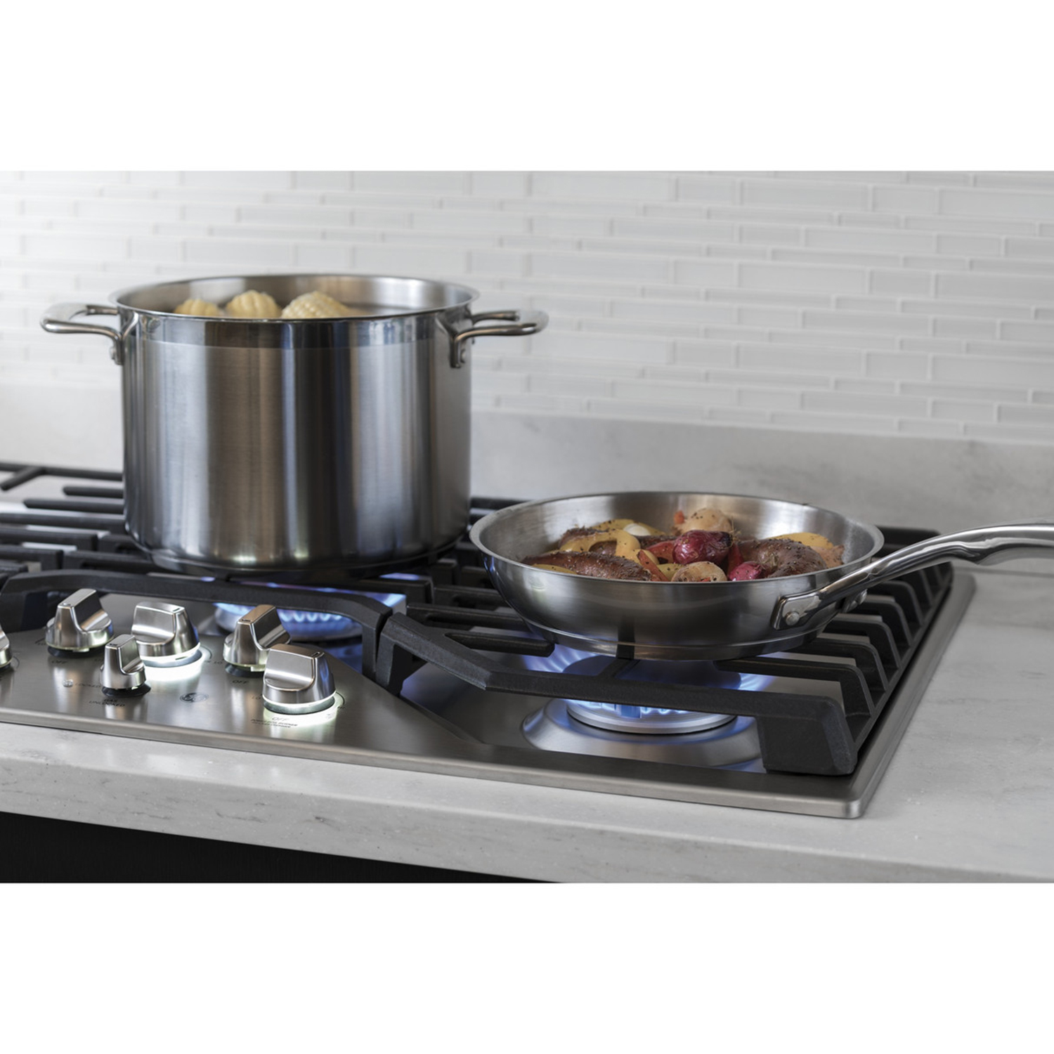 GE Profile 36 in. 5-Burner Natural Gas Cooktop with Griddle, Simmer ...