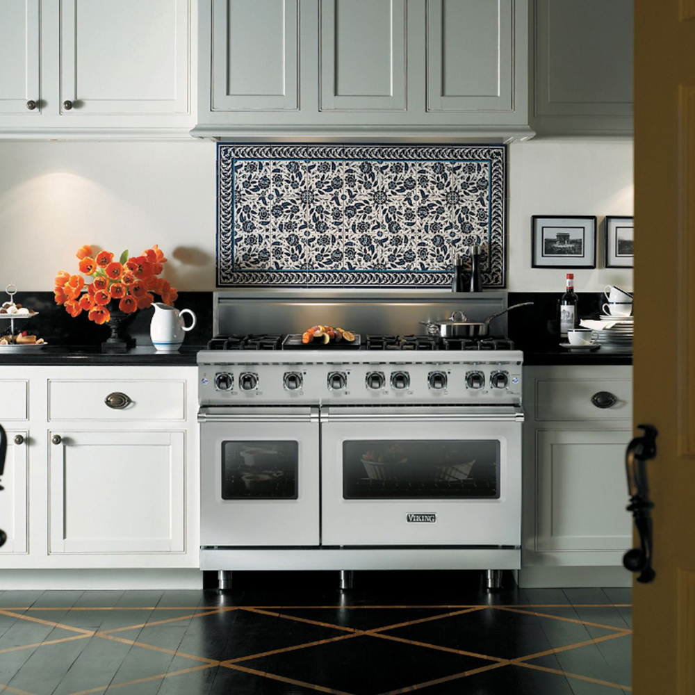 Viking 5 Series 48 in. 5.7 cu. ft. Convection Double Oven Freestanding ...