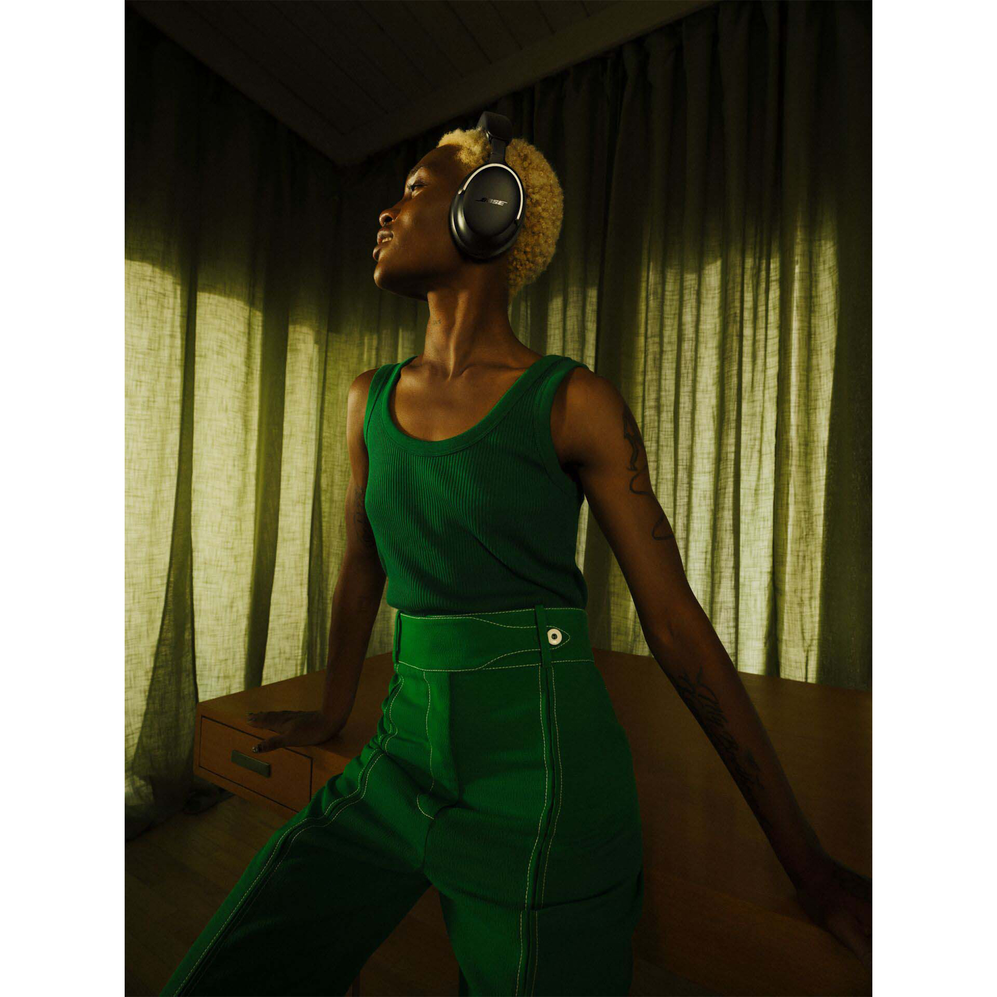 Bose QuietComfort Ultra Wireless Noise Cancelling Over-the-Ear ...