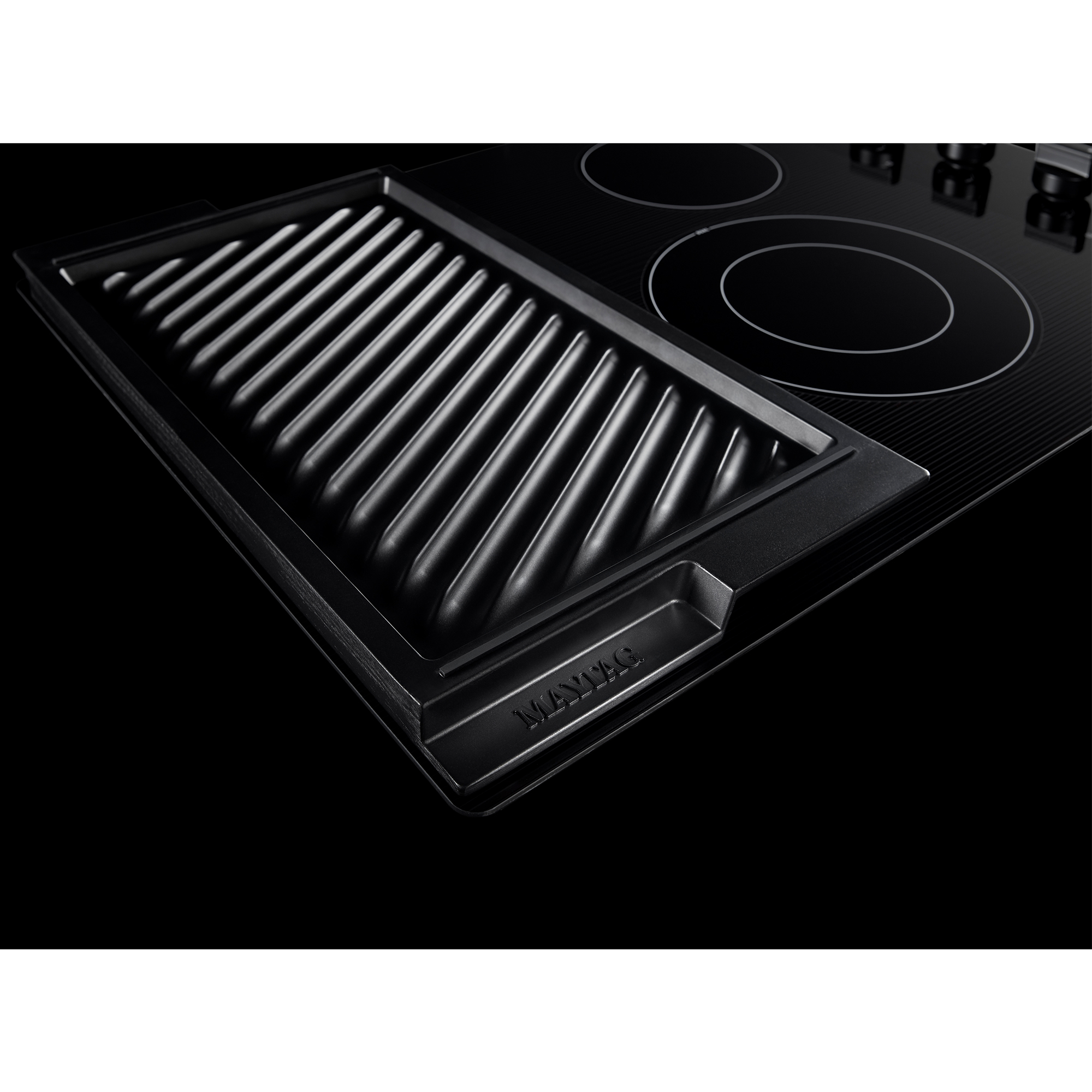 Maytag 30 in. 4-Burner Electric Cooktop with Power Burner, Reversible ...