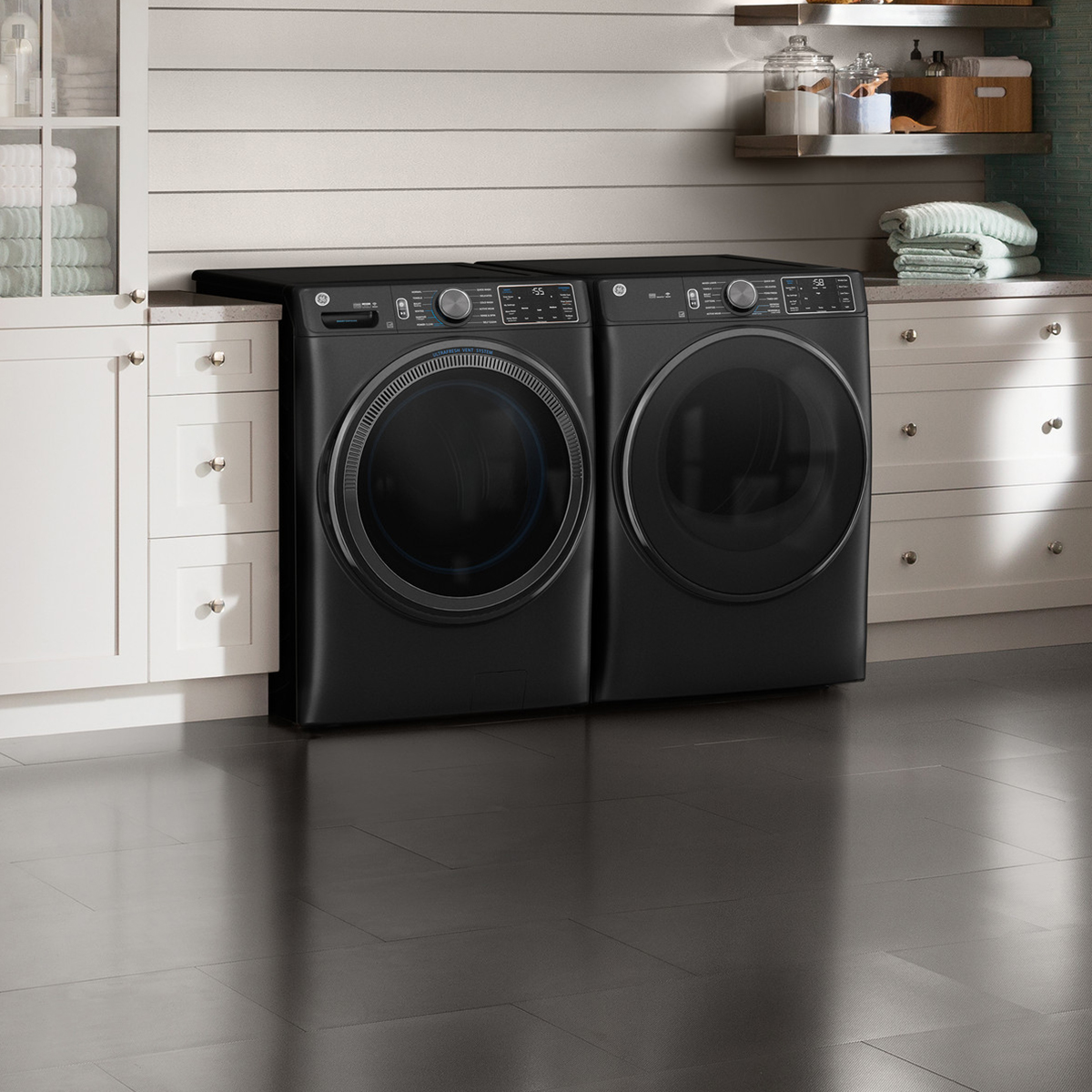 GE 28 in. 5.0 cu. ft. Smart Stackable Front Load Washer with OdorBlock ...