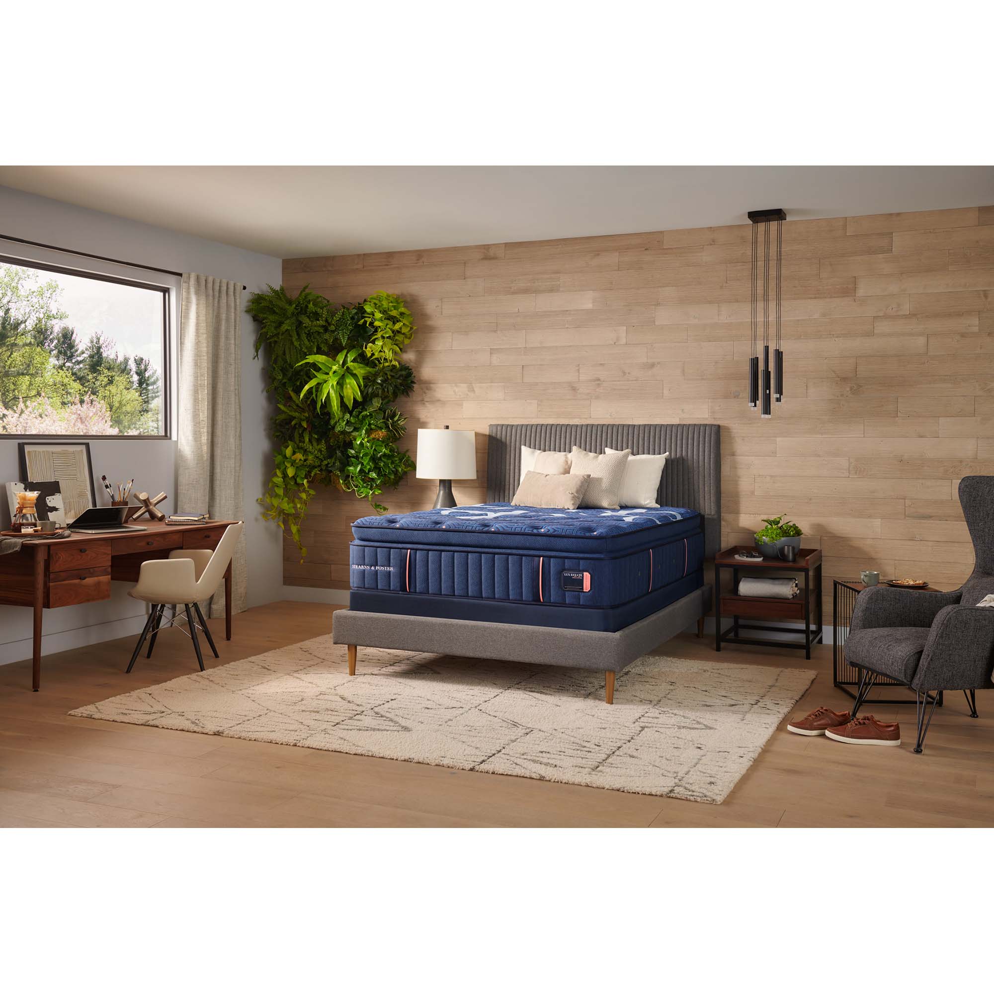 Stearns & Foster Lux Estate Firm EPT Mattress - Queen Size | P.C ...