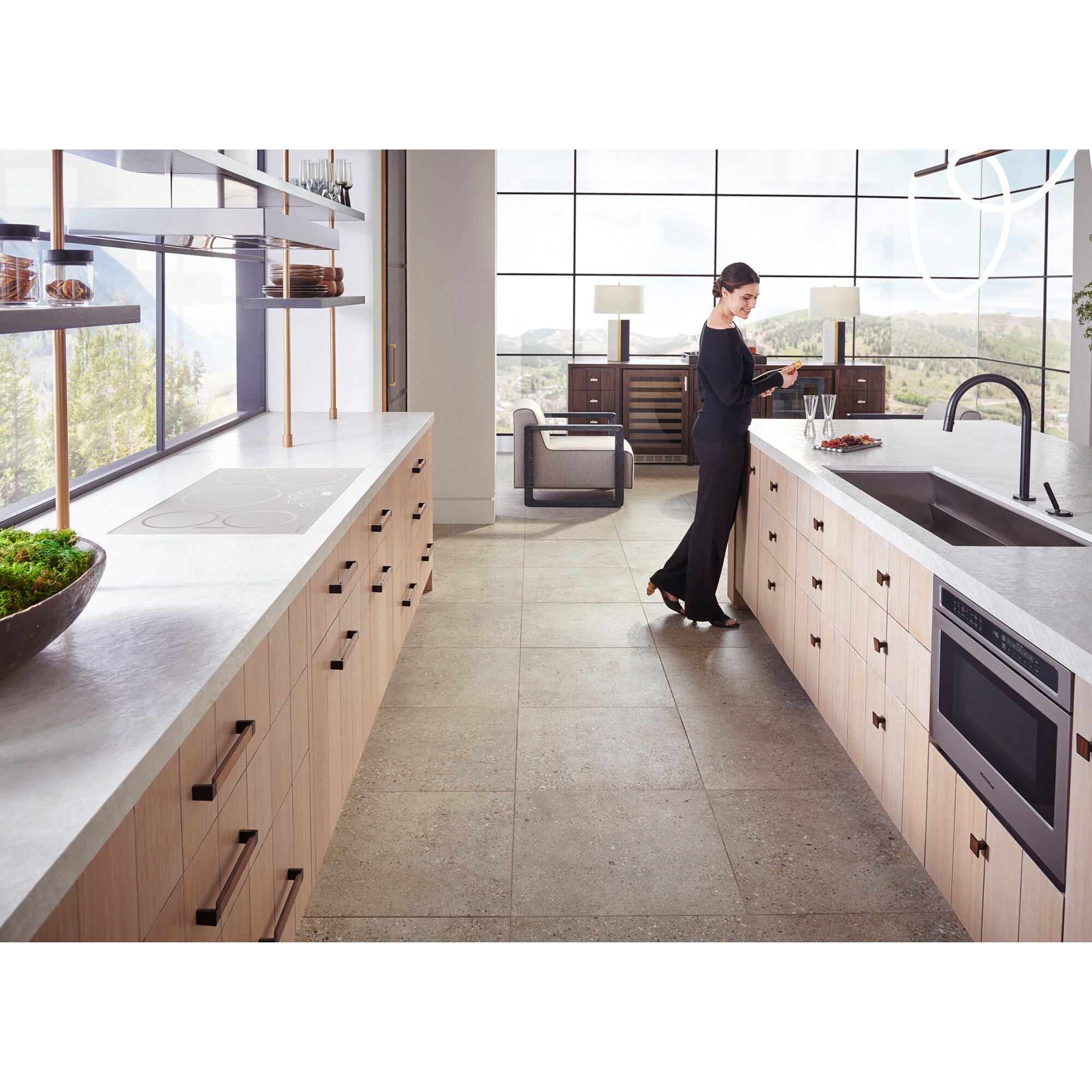 Monogram 24 in. 1.2 cu. ft. 1000W Drawer Microwave with Sensor Cooking ...